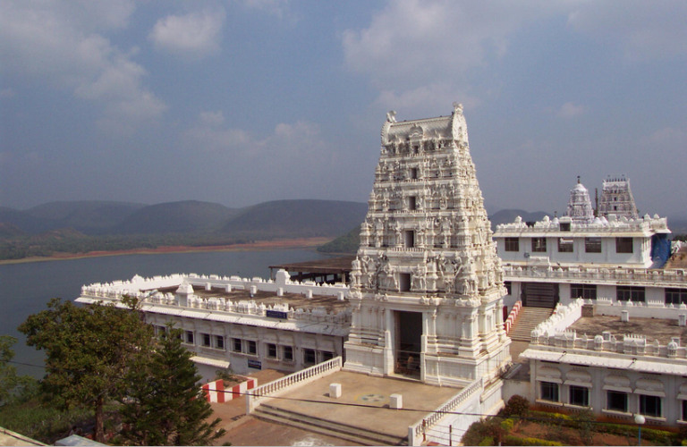 Epic story of Bhadrachalam Temple - TempleDairy
