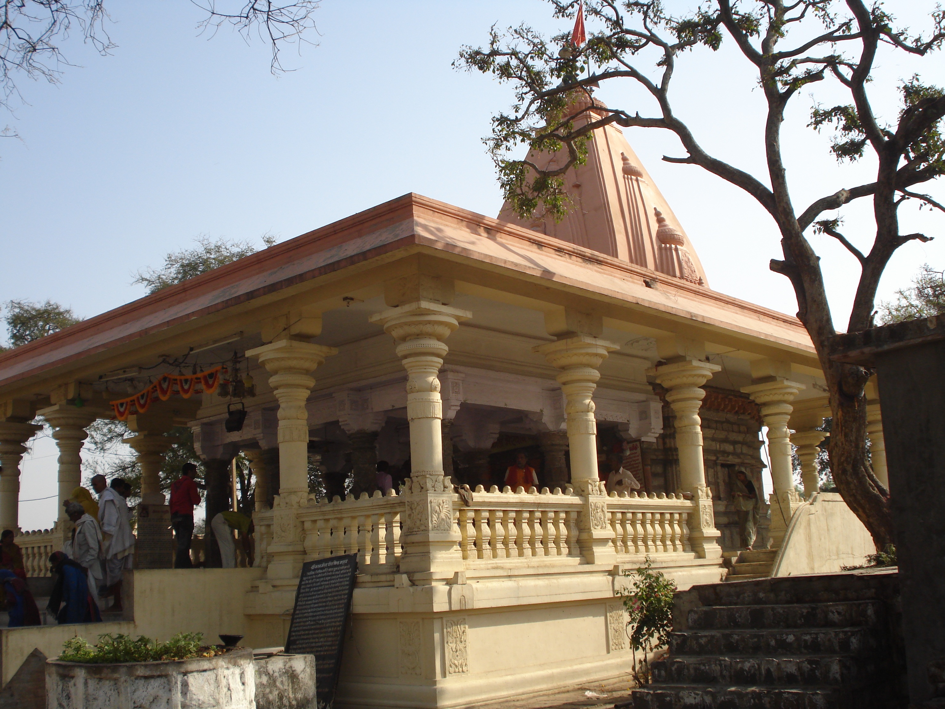 Bhairon Mandir - TempleDairy